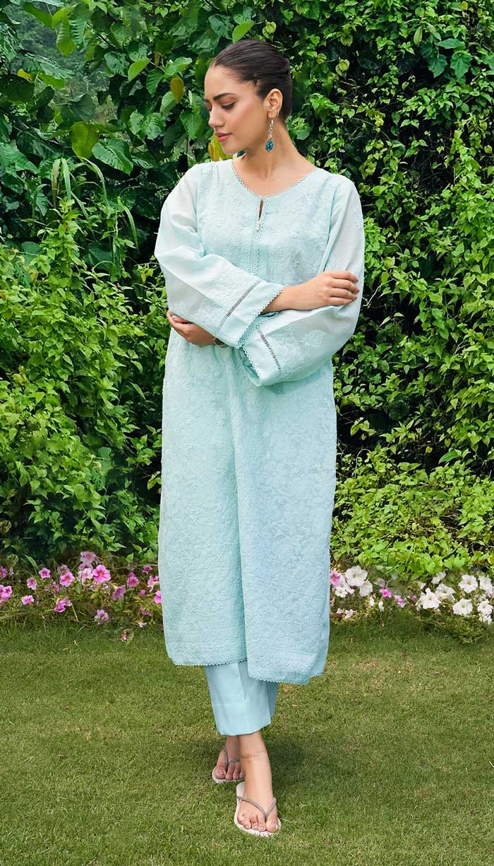 Breeze – Tara Lahore