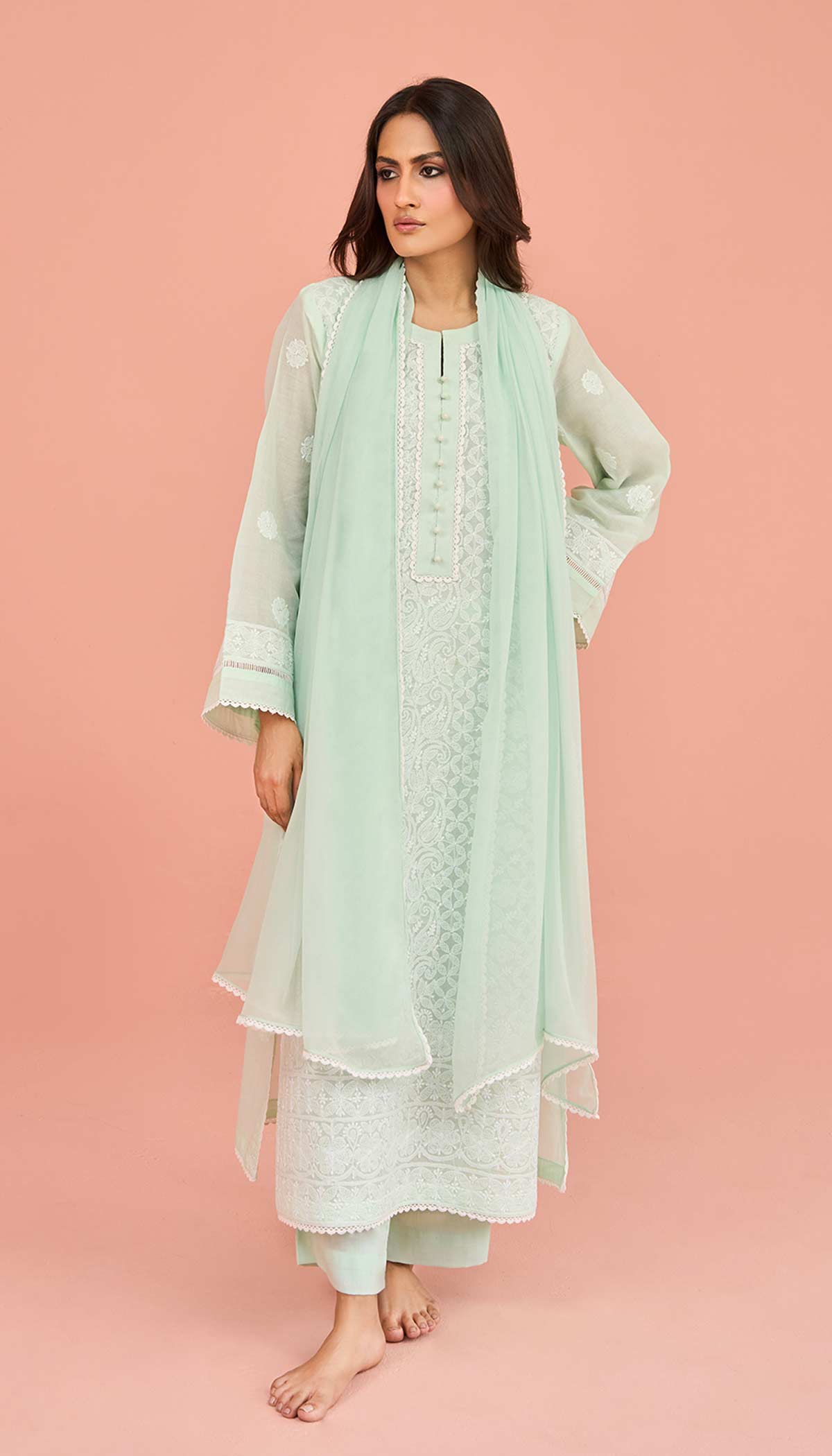 Nafeesa: Discover the Essence of Elegant Style - Tara Lahore